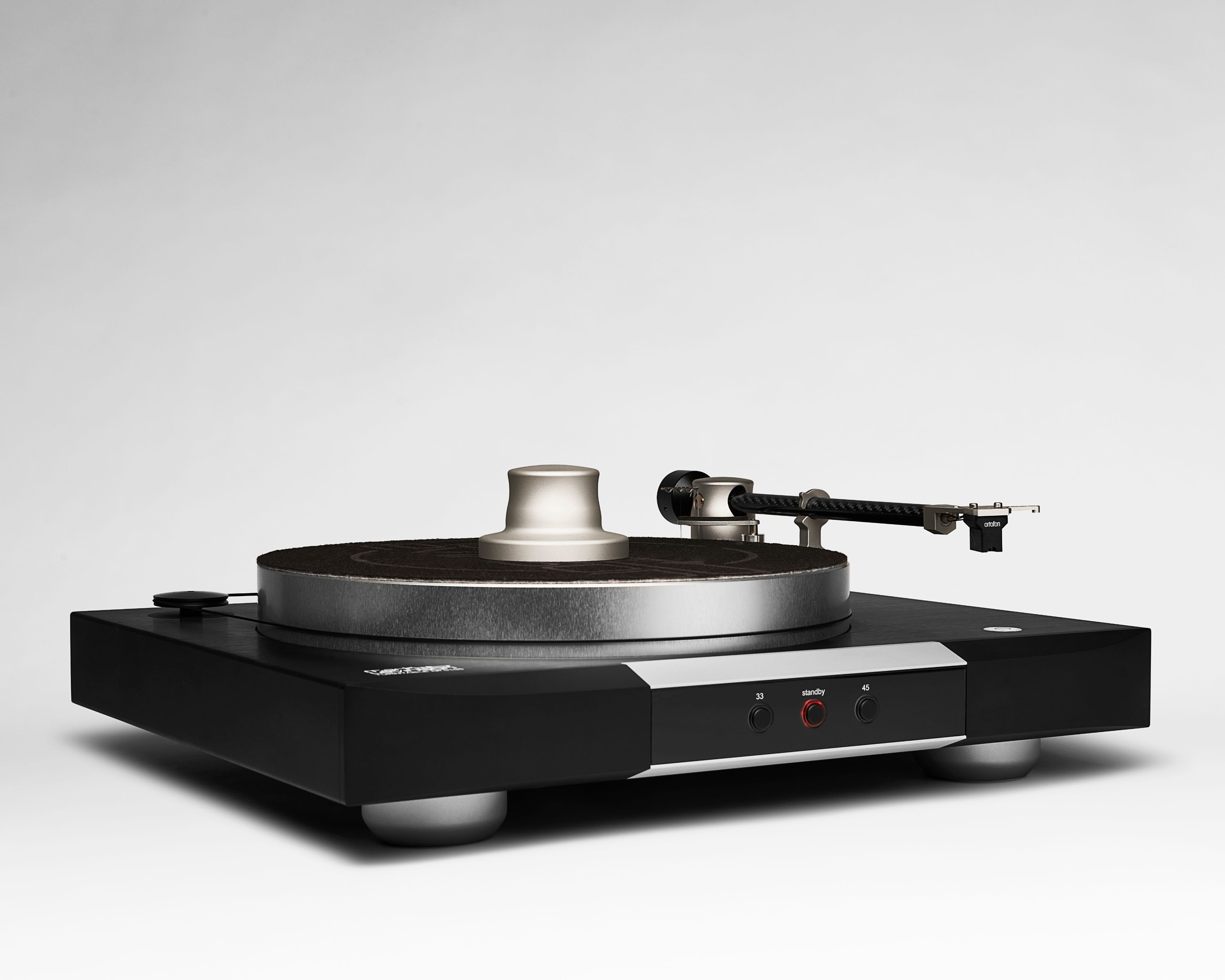 5105 - Mark Levinson US