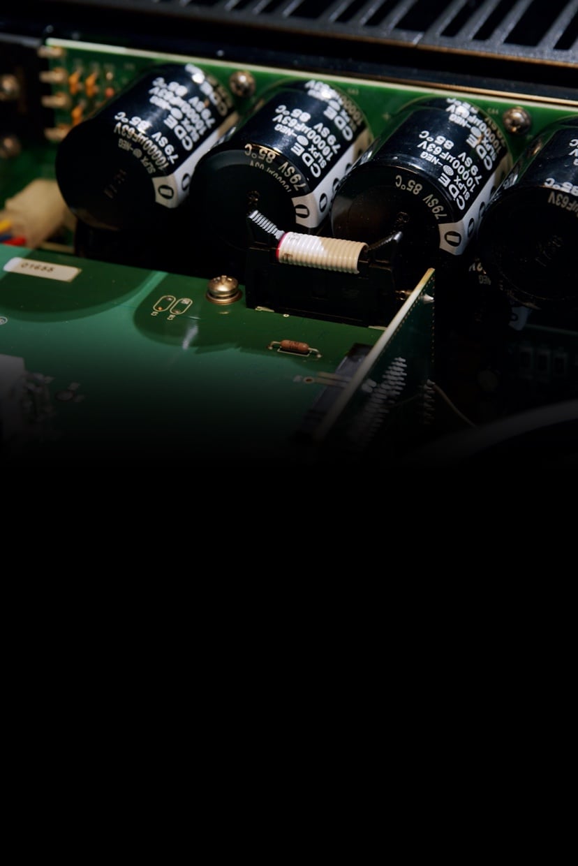 №5302 | Fully-discrete, direct-coupled, dual-monaural, Class AB amplifier
